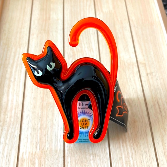 Bath & Body Works | Holiday | Bath Body Works Neon Cat Wallflowers ...